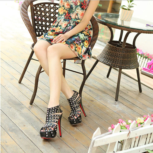 Fashion Punk Rivet Fish Mouth Waterproof High Heel Boots For Lady on Luulla