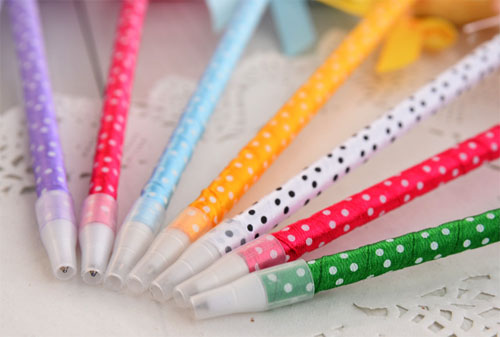5 Pcs Cute Plush Ball Lollipop Bowknot Ball-point Pen (wjb0012) on Luulla